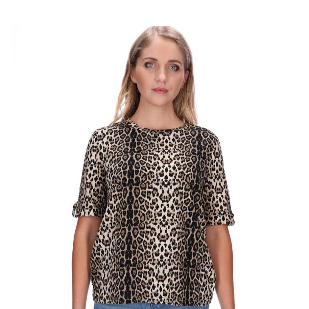 Leopard Tee Tan – Alaska Basics
