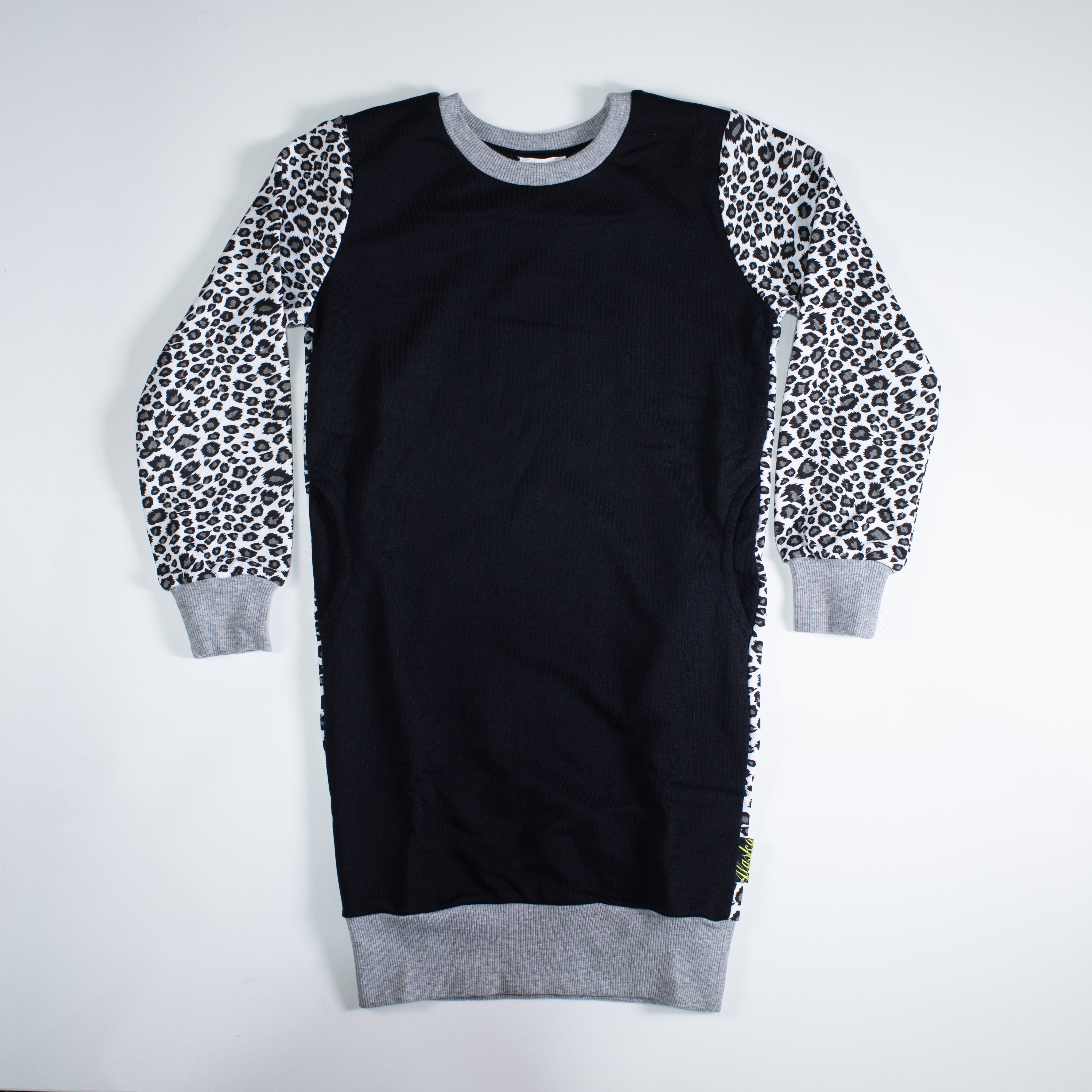 Toni Dress Black/Leopard – Alaska Basics