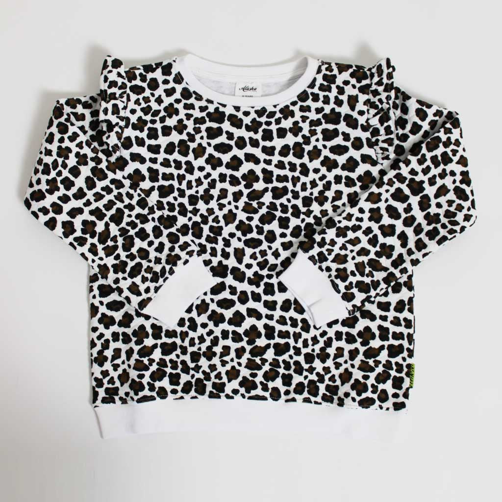Willow Sweater White Leopard – Alaska Basics