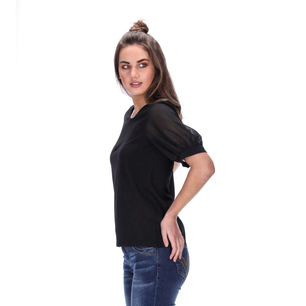 Aisha Tee Black – Alaska Basics